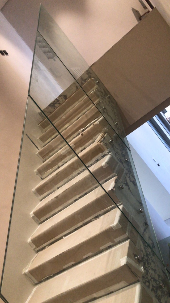 Glass balustrades supplier in Dubai - British Glass & Aluminum work ...